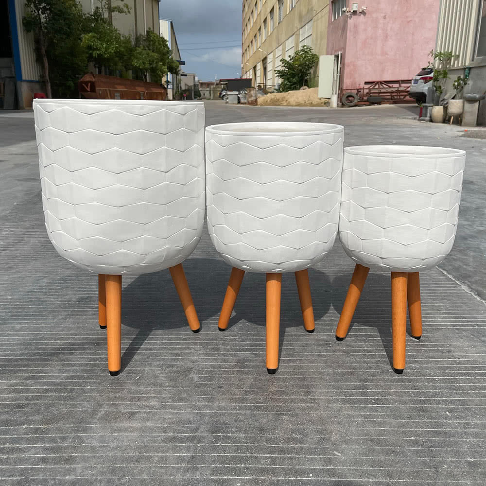 Hex Waves Leggy Planter